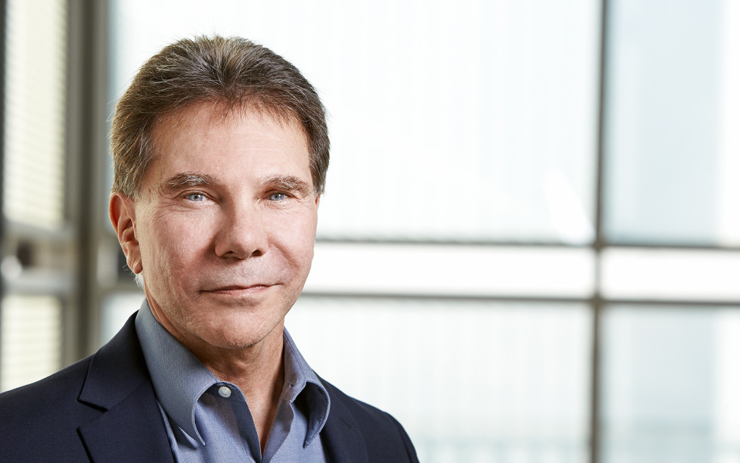 The 6 Principles Of Persuasion By Robert Cialdini Fameable The 6 Principles Of Persuasion By Robert Cialdini Fameable